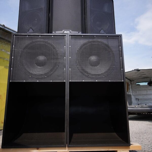 JAH THUNDER SOUND SYSTEM - soundsystem.world